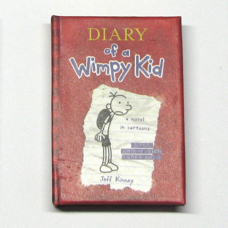 Zuru Mini Brands Books - Series 1 - Rambling Rose